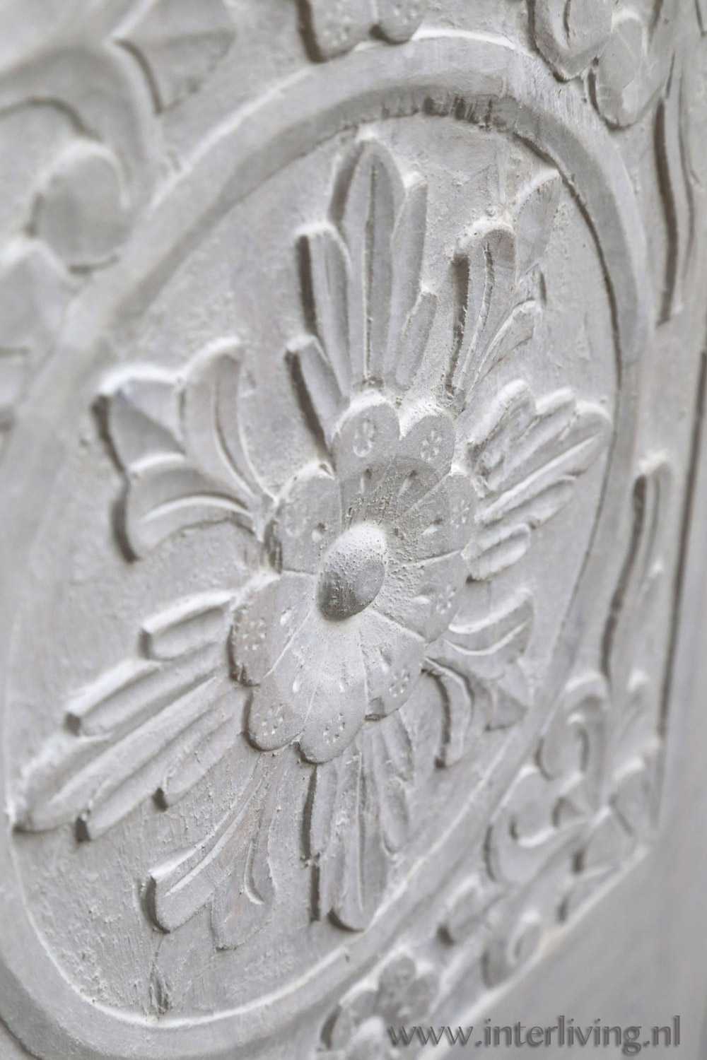 Scandi Boho kast: oosterse witte servieskast , Indiaas houtsnijwerk